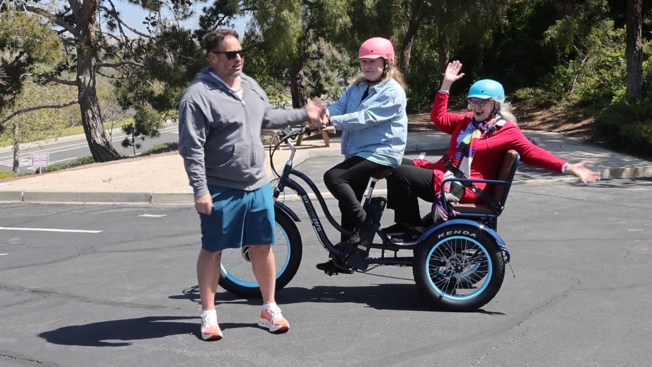 Over 60 Seniors Love This Electric Tricycle for 2 Passengers: You Must ...