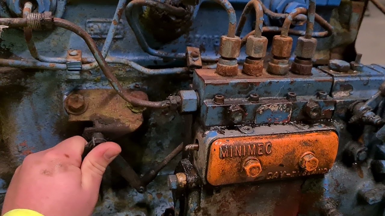 ford 2701e Dorset engine running - YouTube