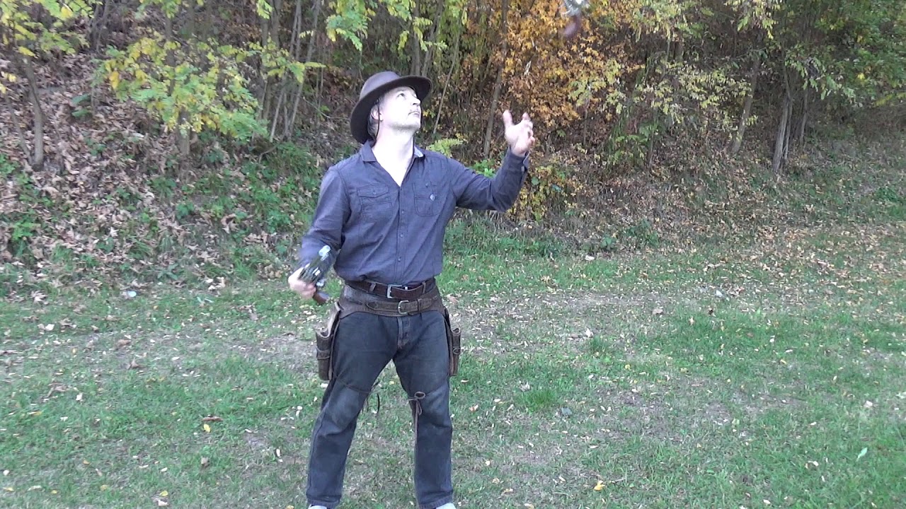 Advanced Gun Spinning - practice - YouTube