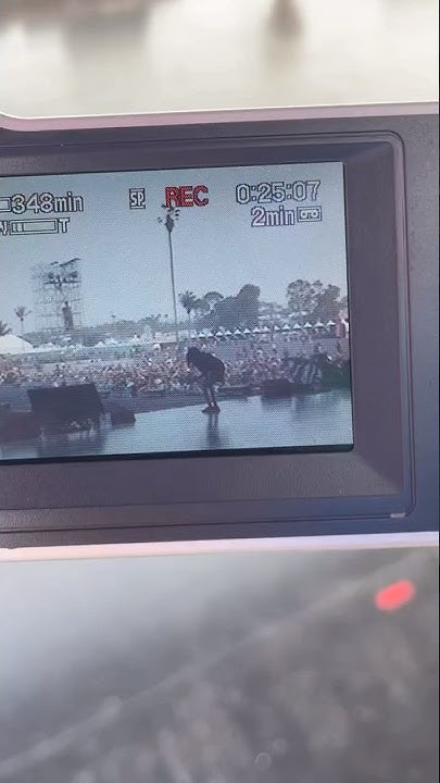 bktherula - tweakin’ together [performing] - YouTube