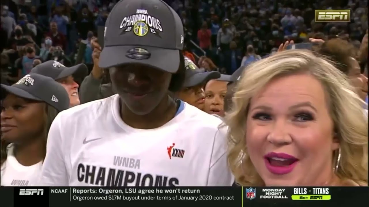 2021 WNBA Finals Trophy Presentation - YouTube