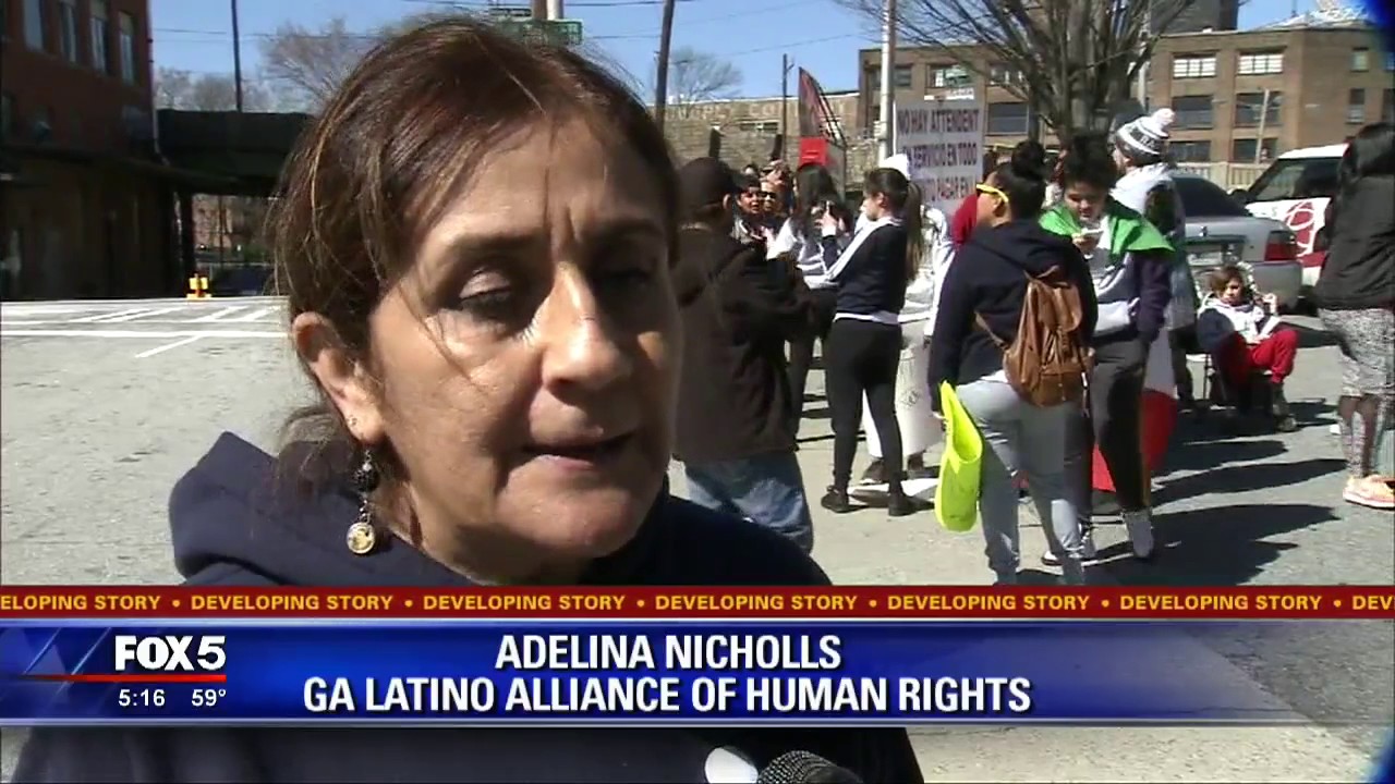 Rally against ICE deportation raids grows in SW Atlanta - YouTube
