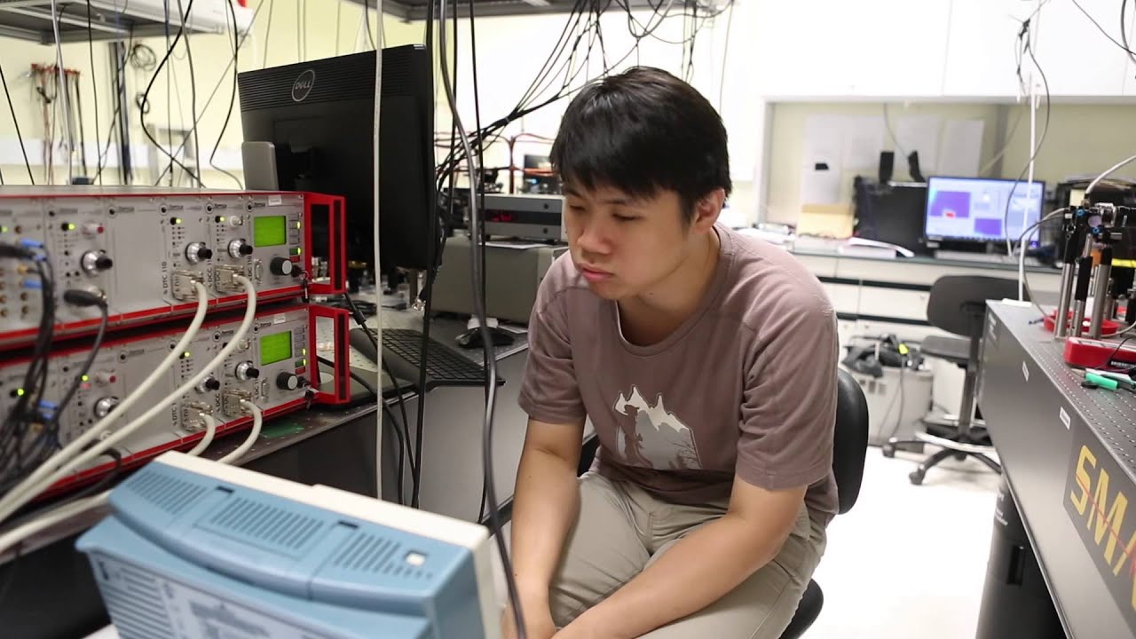 A Typical Day of NTU Graduate Students - YouTube