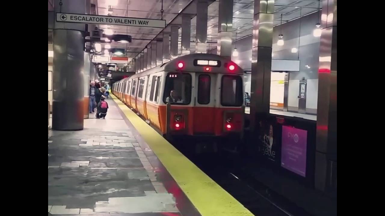 MBTA: Orange Line Train #1225 arriving at North Station - YouTube