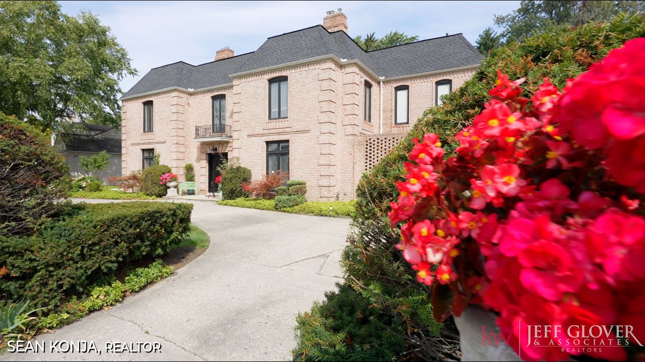 Grosse Pointe Shores Michigan Million Dollar Home Tour Listed by Glover ...