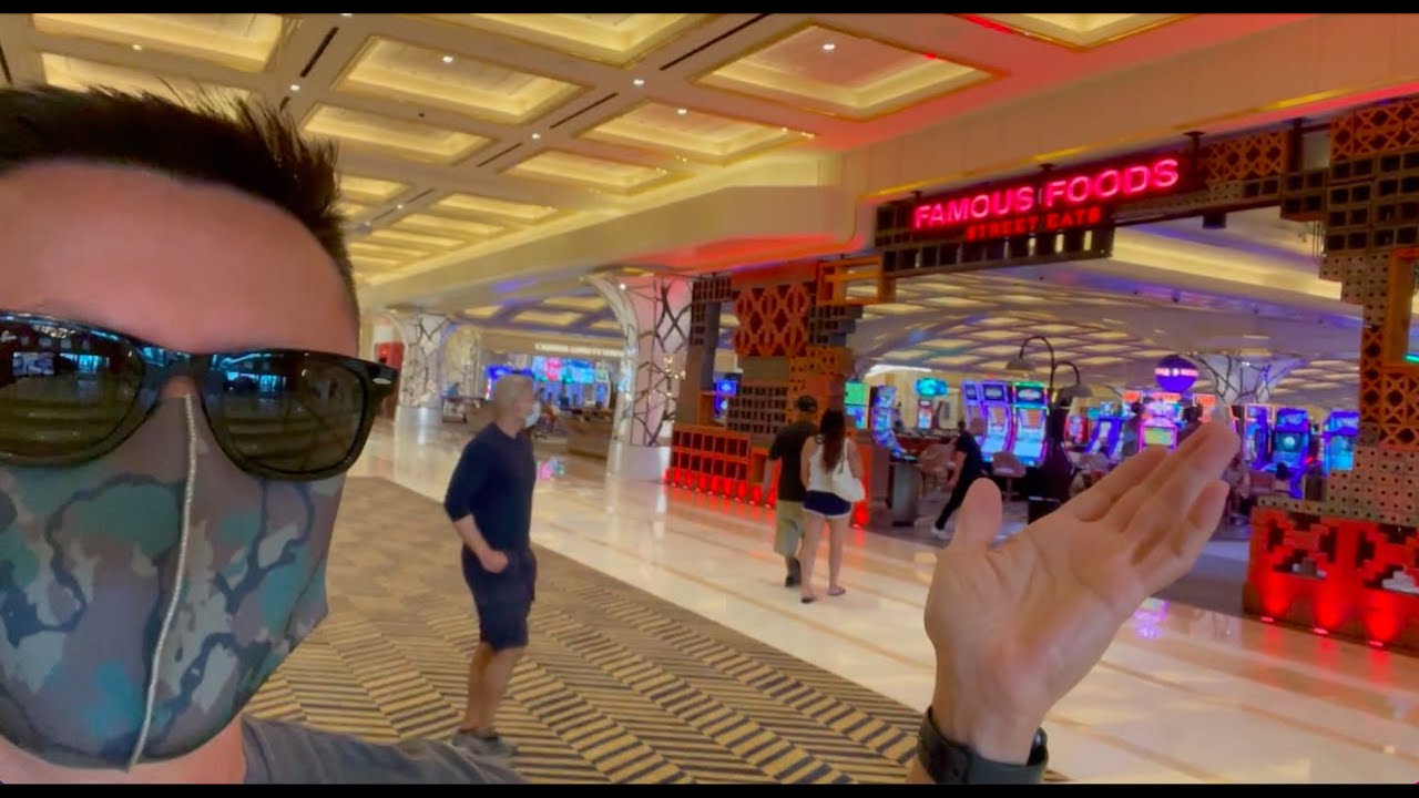 Resorts World Las Vegas FAMOUS FOODS | FOOD COURT tour! Quick Service ...