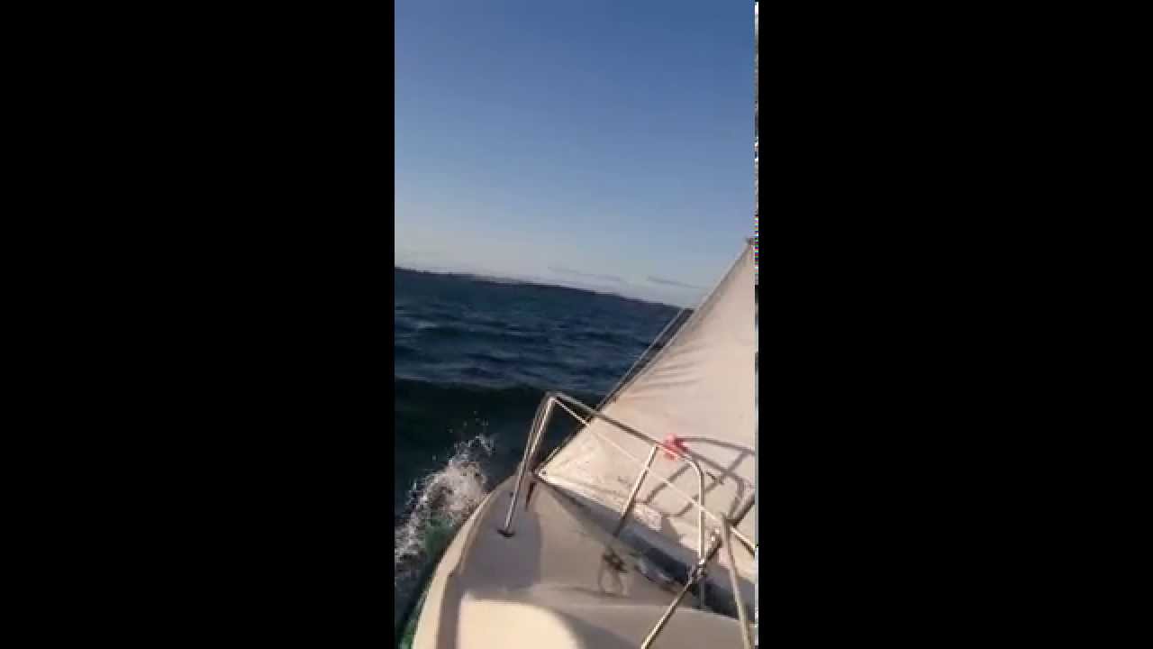 Hunter europa 19 sailing - YouTube