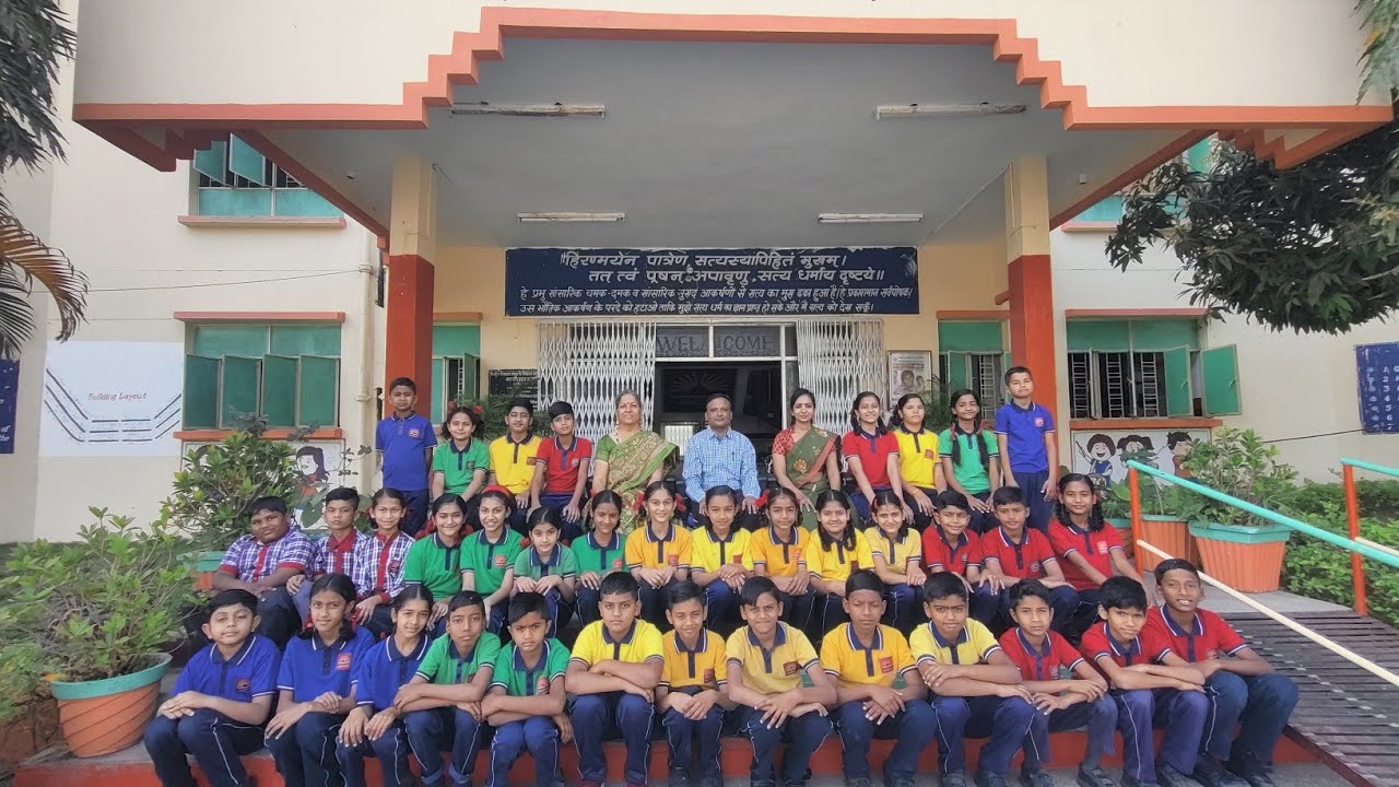 Innovative- Students of kv khandwa paying obeisance to goddess Durga i ...