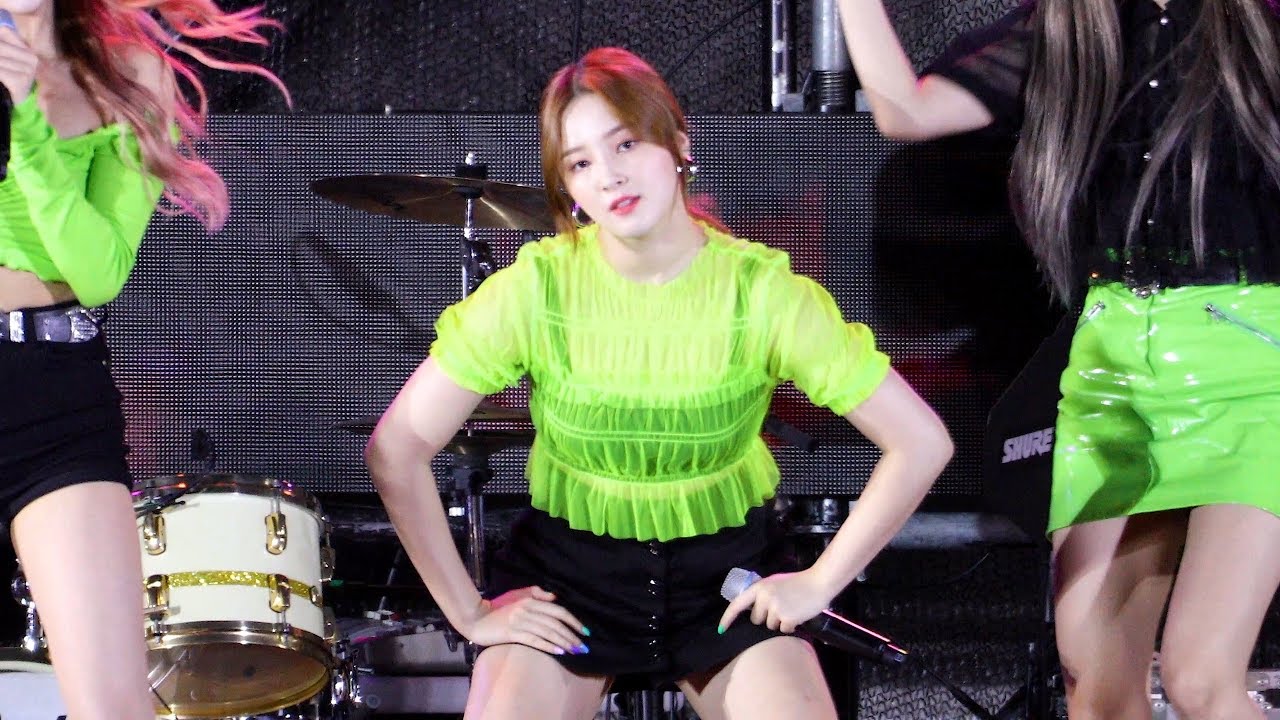 [4K] [190608] 모모랜드 (낸시) - 뿜뿜, 짠쿵쾅, 어마어마해, BAAM, I'm So Hot (인제 DMZ POP CONCERT) 직캠/Fancam by ...