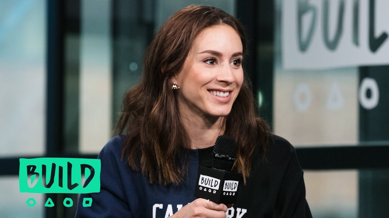 Troian Bellisario On How "Pretty Little Liars" Portrays Real High ...