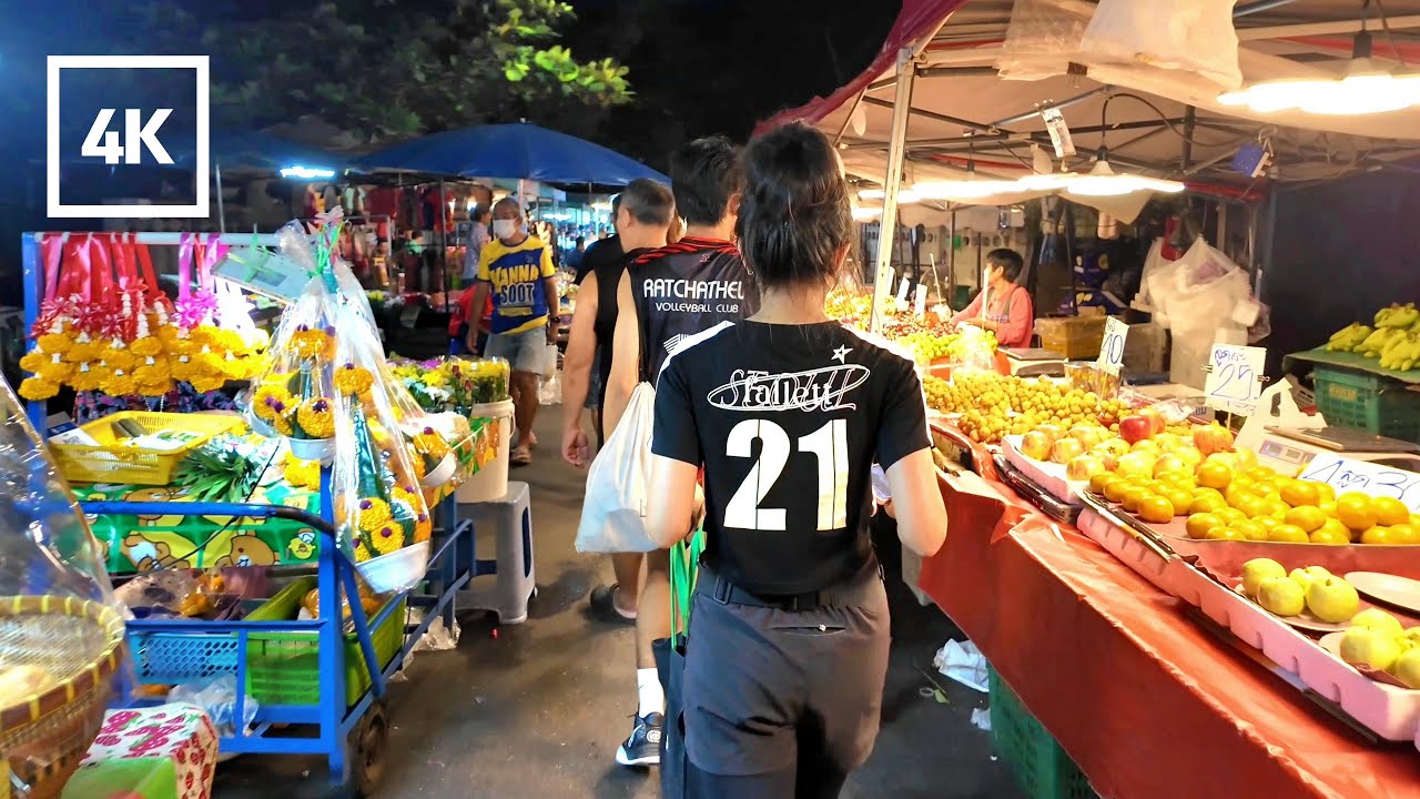 [4K UHD] Walking around Vibrant Din Daeng Market in Bangkok, Thailand ...