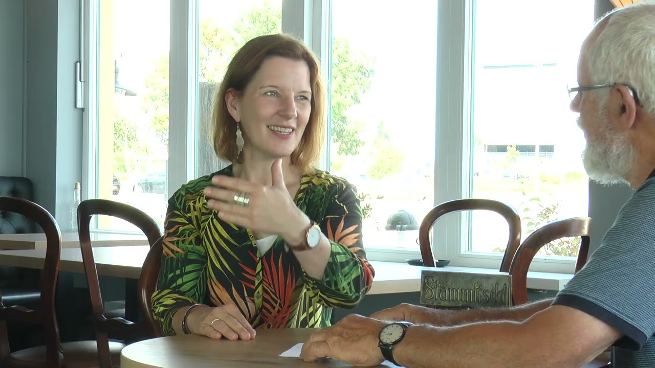 Fährtalk an Land "op Platt": Hans Meinen im Gespräch mit Sabine ...