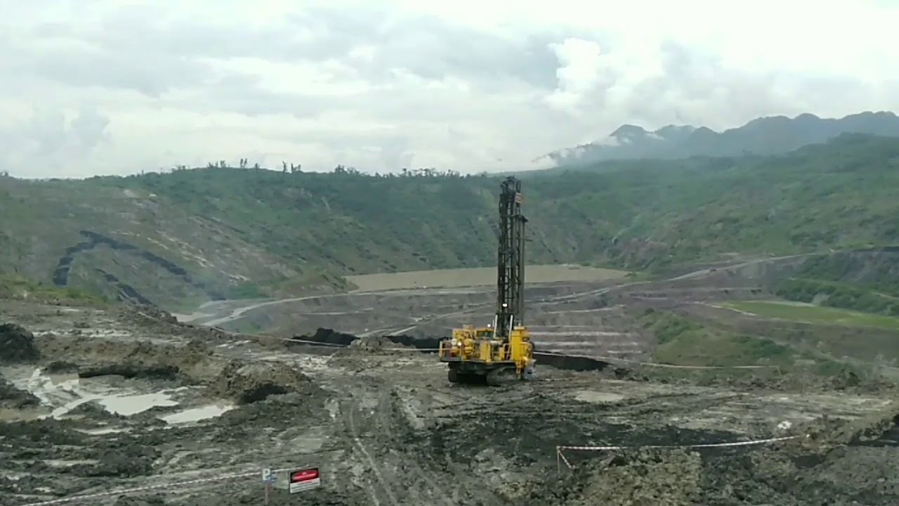 DRILLING MACHINE DM45 ATLAS COPCO - YouTube