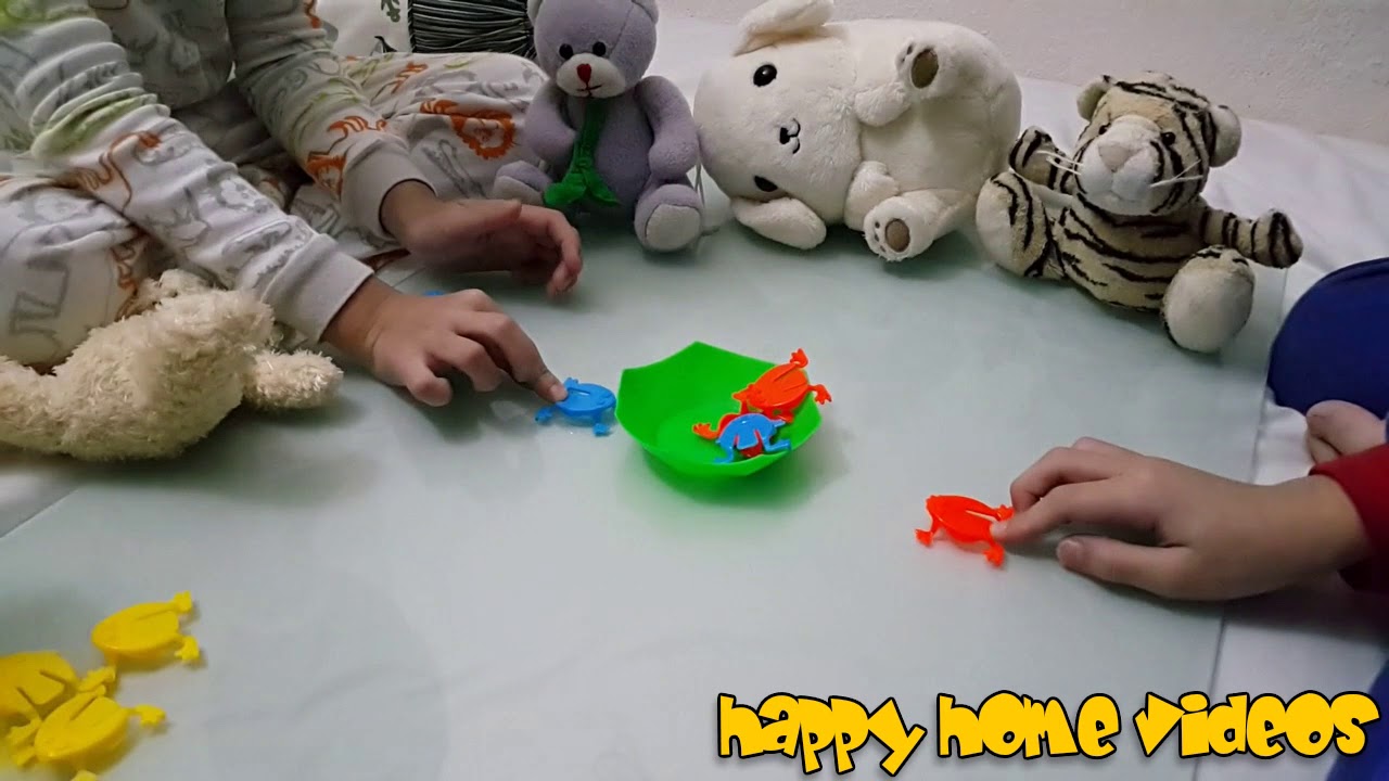 Plastic Frogs Jumping Hopping Games Toy for Kids - YouTube