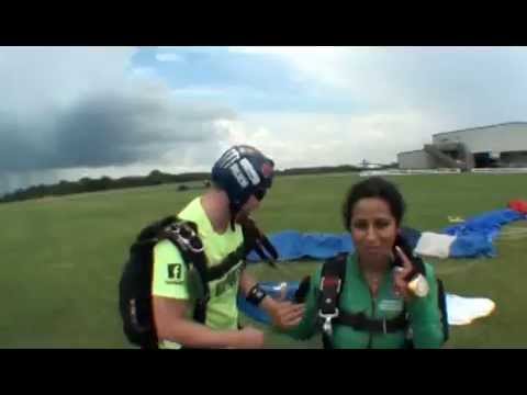 Veronica Landin 1st Skydiving Experience!!! - YouTube