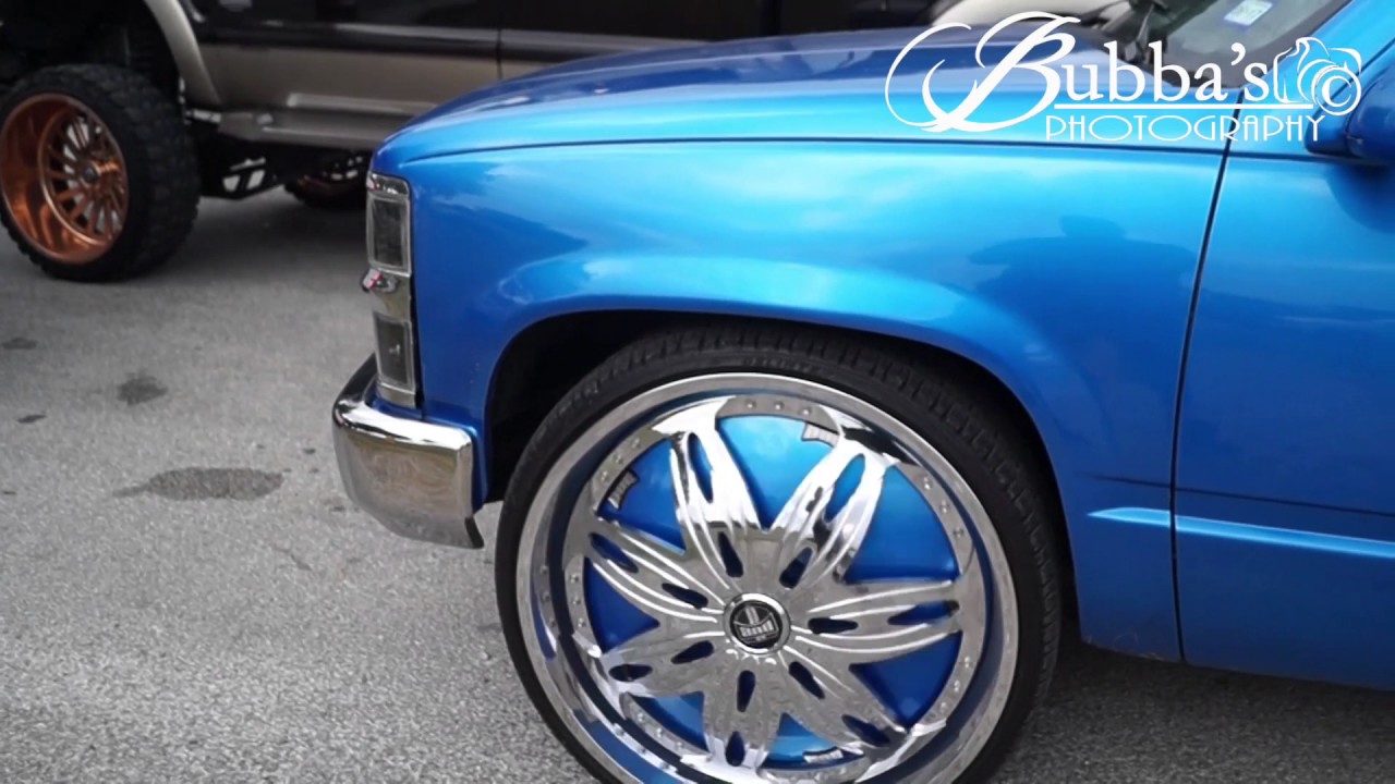 Chevy Silverado Sitting on 28" Dub Floaters - HD - YouTube