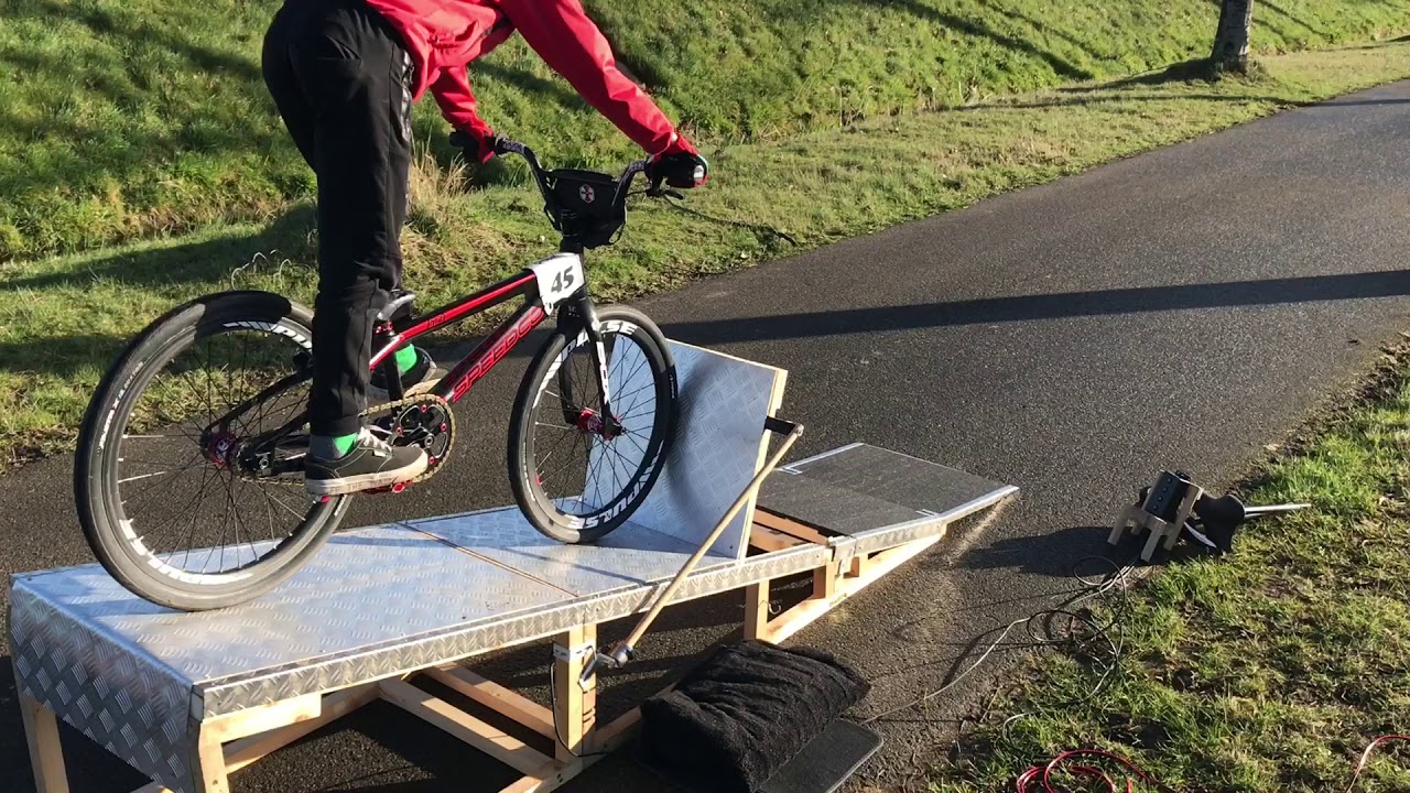 Testing selfmade bmx start gate , start gate pro voice box . - YouTube