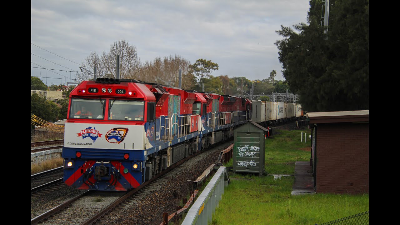 vlog 29: trains on the metropolitan goods line - YouTube