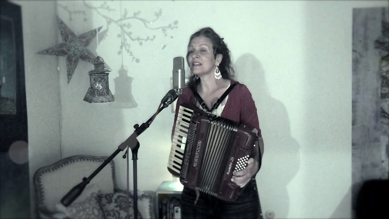 Arise -- Antje Duvekot (written by Jean Rohe) - YouTube