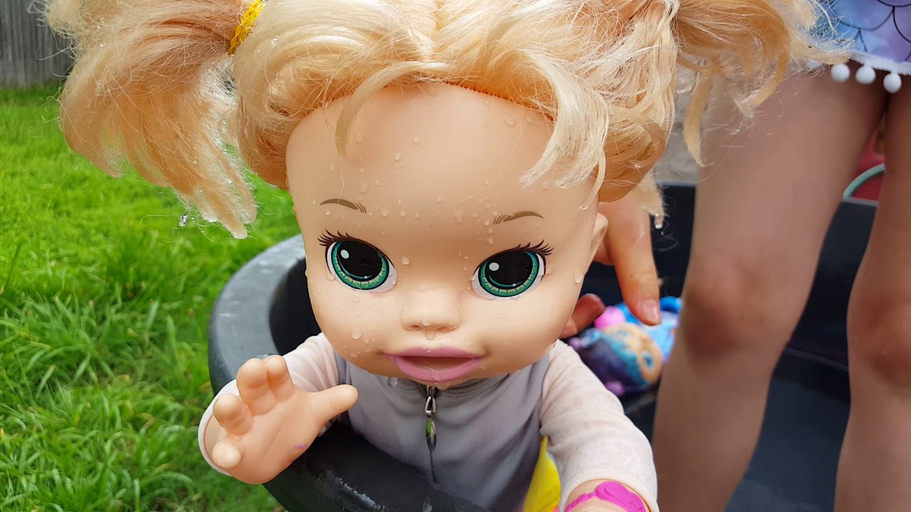 Baby Alive Swimming Day - YouTube