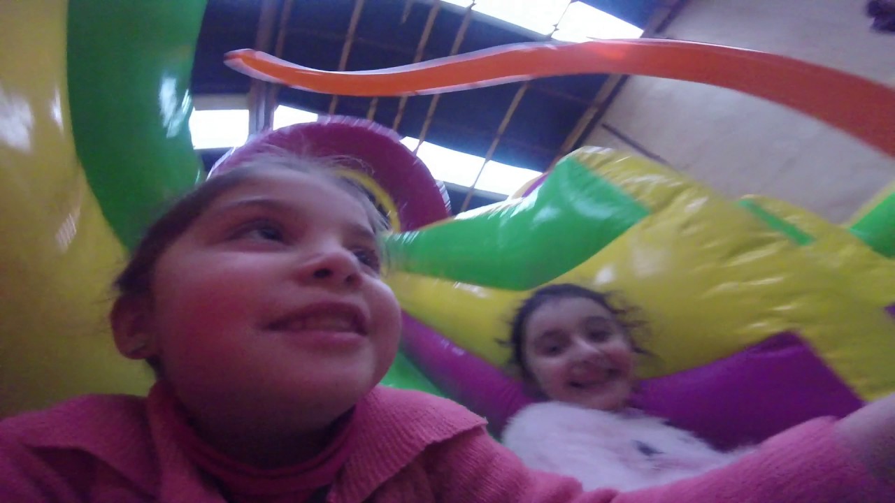 Cumpleaños feliz, Emilia Coronado Garcés - YouTube