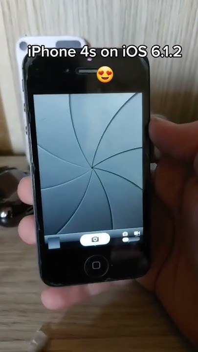 This 2011 iPhone is still insanely fast in 2023! #iphone4s #ios6 #stevejobs - YouTube