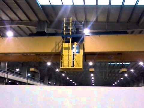 Munck automatic crane for steel warehouse - YouTube