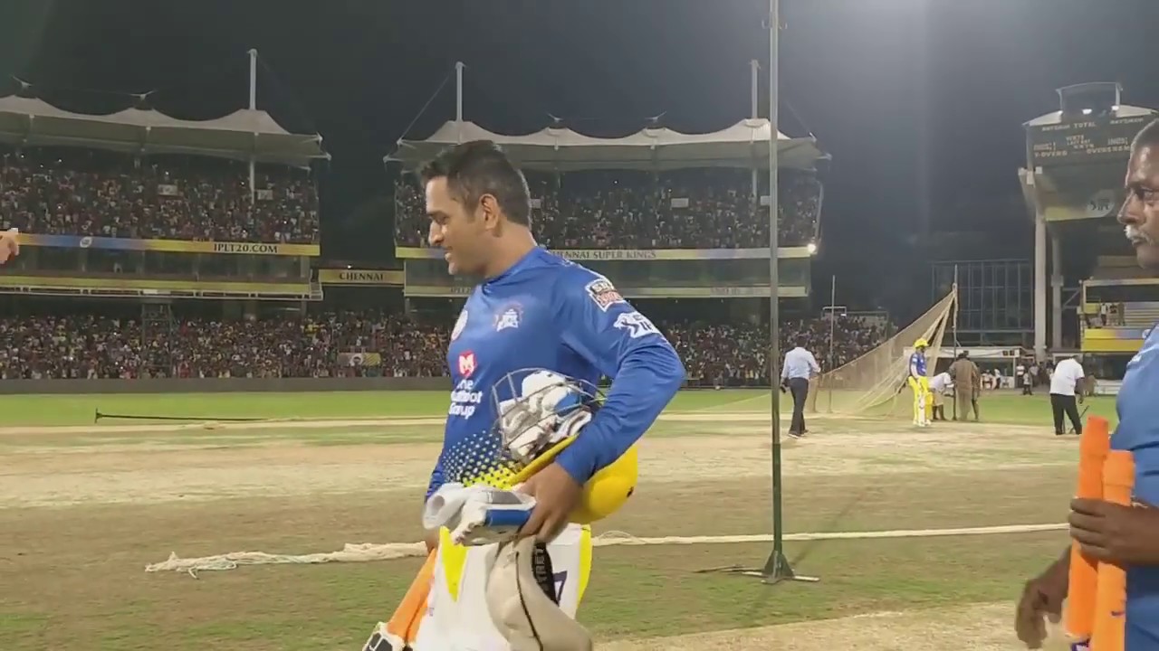 MS Dhoni | Entry in chepauk stadium | 12000 fans| Practice session ...