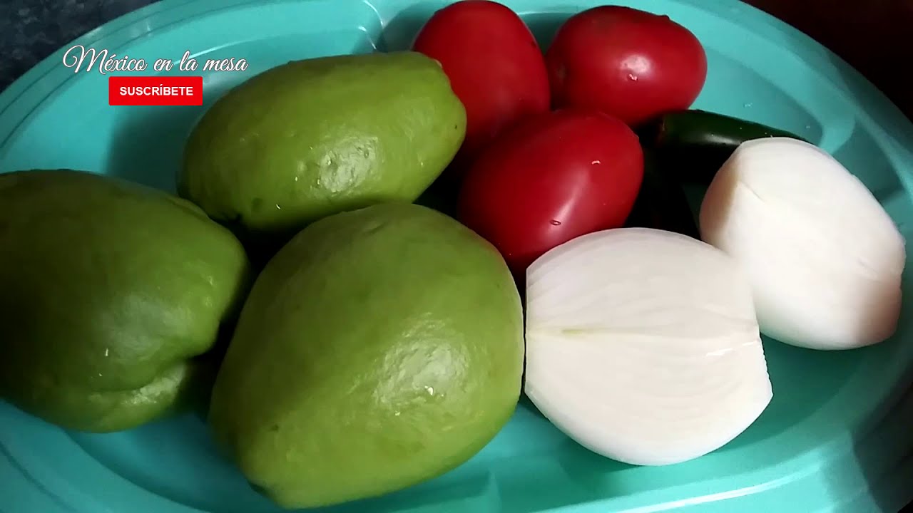 Chayotes Con Huevo Chile Tomate Y Cebolla Un Rico Almuerzo - YouTube