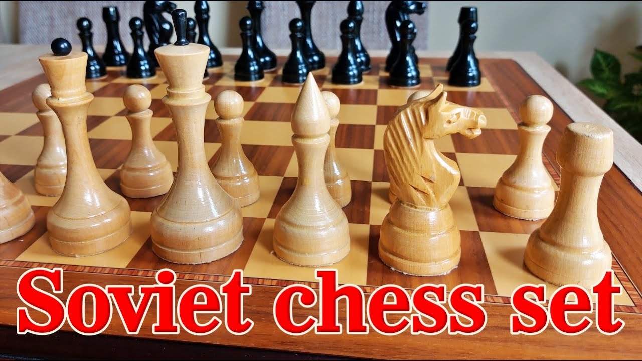 Unboxing vintage Soviet chess set - YouTube