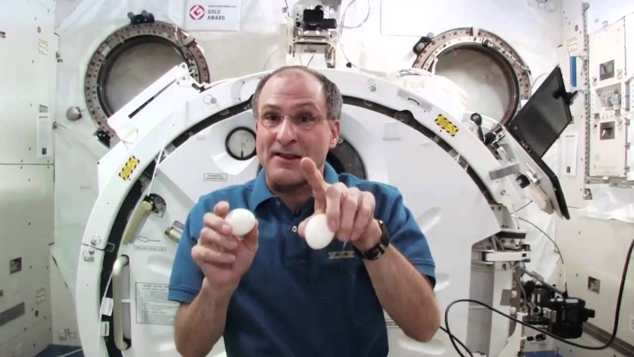 Angry Birds in Space - YouTube