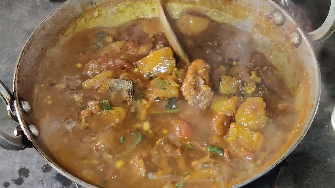 chicken jhol recipe village style 🤤 yummy food chicken gravy curry # ...