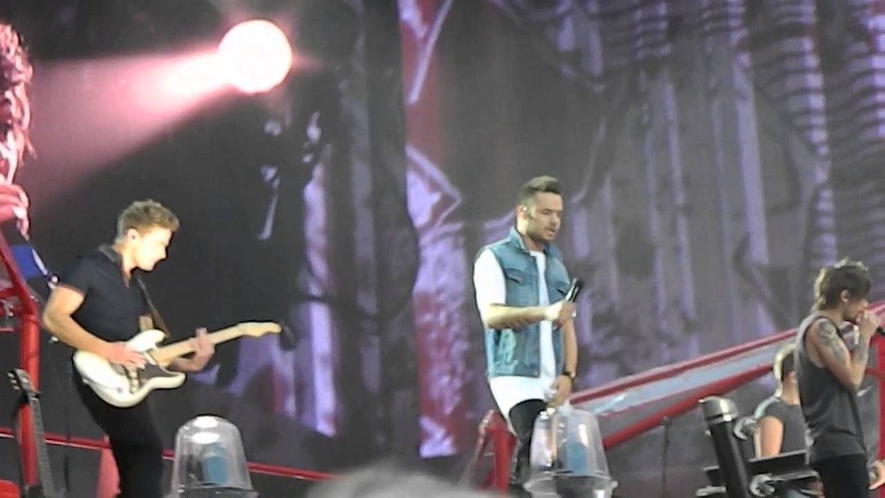 One Direction- Entering The Stage and Midnight Memories 31/5/14 ...
