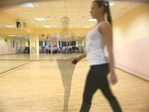 Runway Jenny walk.mpg - YouTube