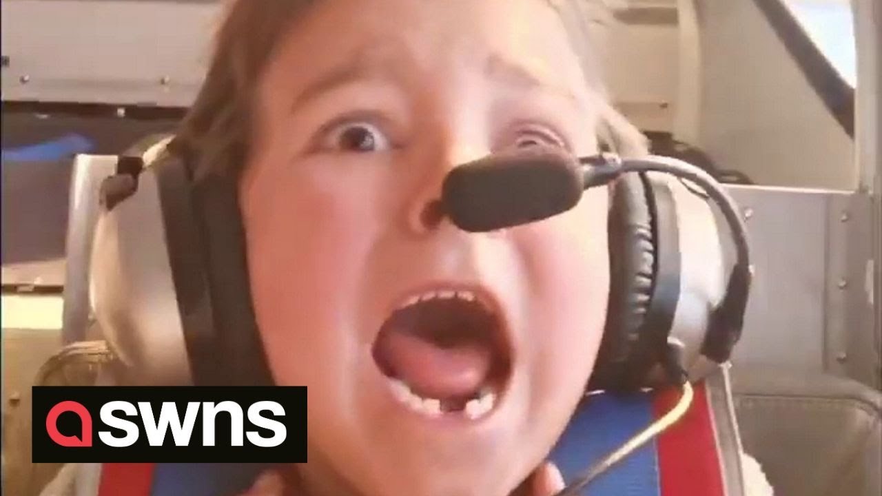 Young boy screams during first ever flight - as the pilot pulled mid ...