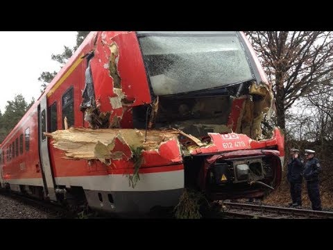 !!!NEW!!! Amazing Train fails compilation 2018 HD - YouTube