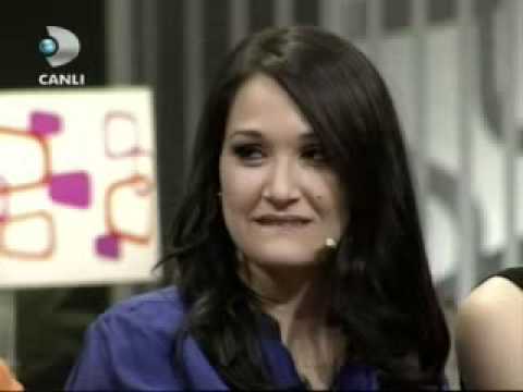 Beyaz Show Yalan Dünya Oyuncuları Kırdı Geçirdi! Low)