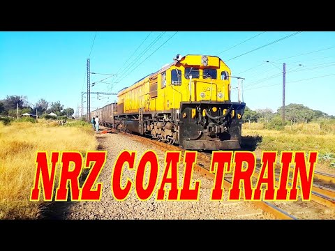 EMD GT26 taking charge of 1.7k tons coal train for Munyati Power Plant ...