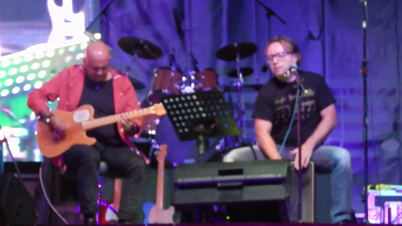 Nicu Patoi@ Berti Barbera / Mix Hendrix - WolfBlues Festival Garana ...