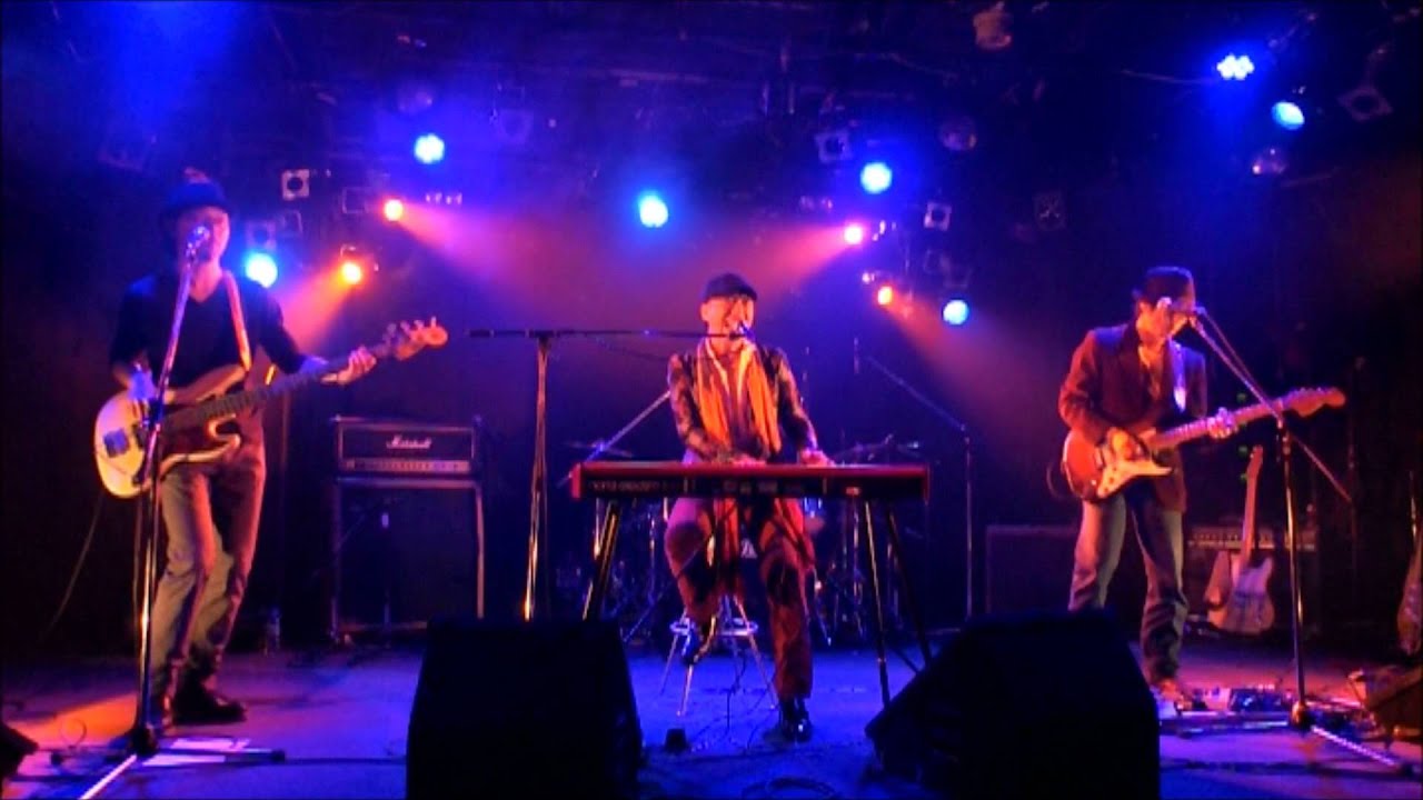 The Bee Bee Jones - HEY HEY HEY @ Rock'n Roll Survivor 2016 - YouTube