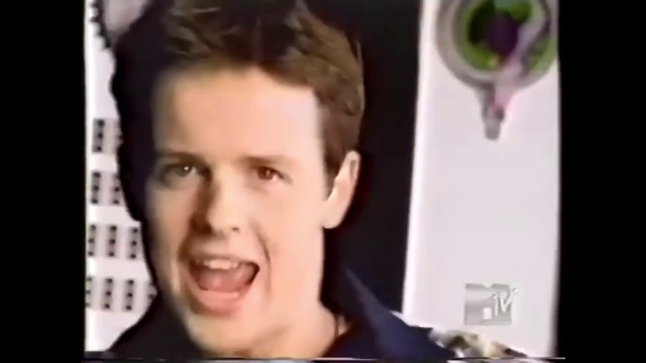 PJ & Duncan - Our Radio Rocks [Music Video] - YouTube