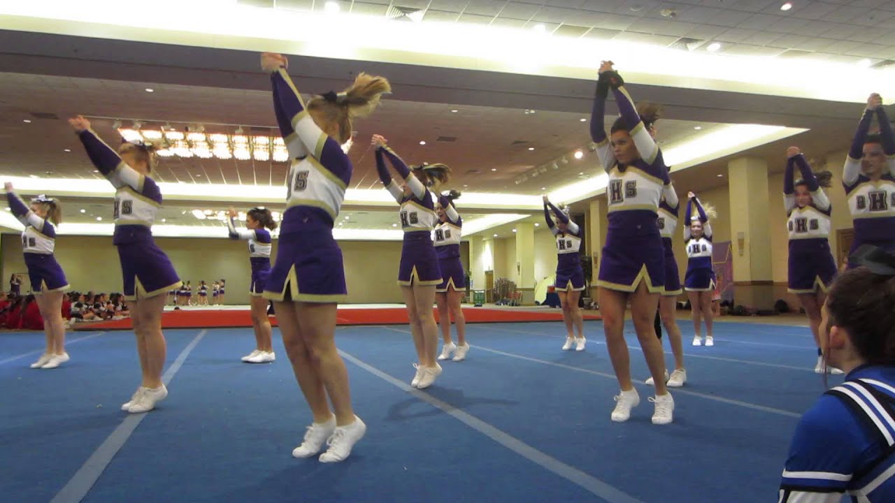 Berryville Cheerleaders' Final Evaluation at Camp 2013 - YouTube