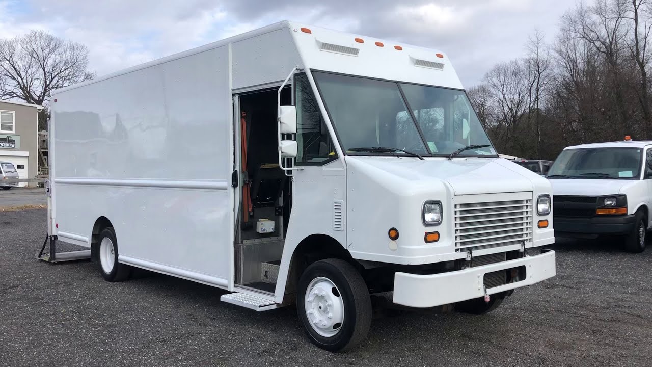 Lewis Motor Company - 2010 Workhorse Utilimaster W62 Step Van Delivery ...