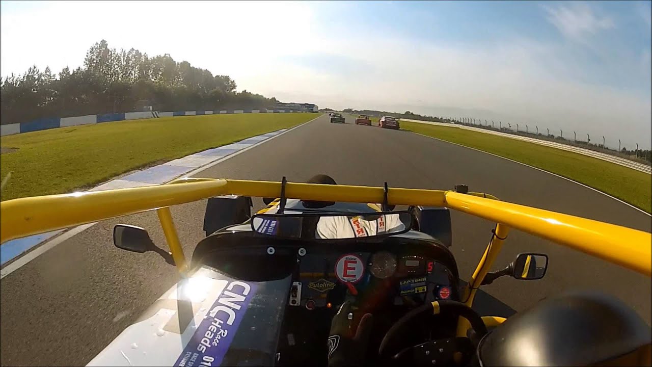 MK Indy RR racing at donnington park - YouTube