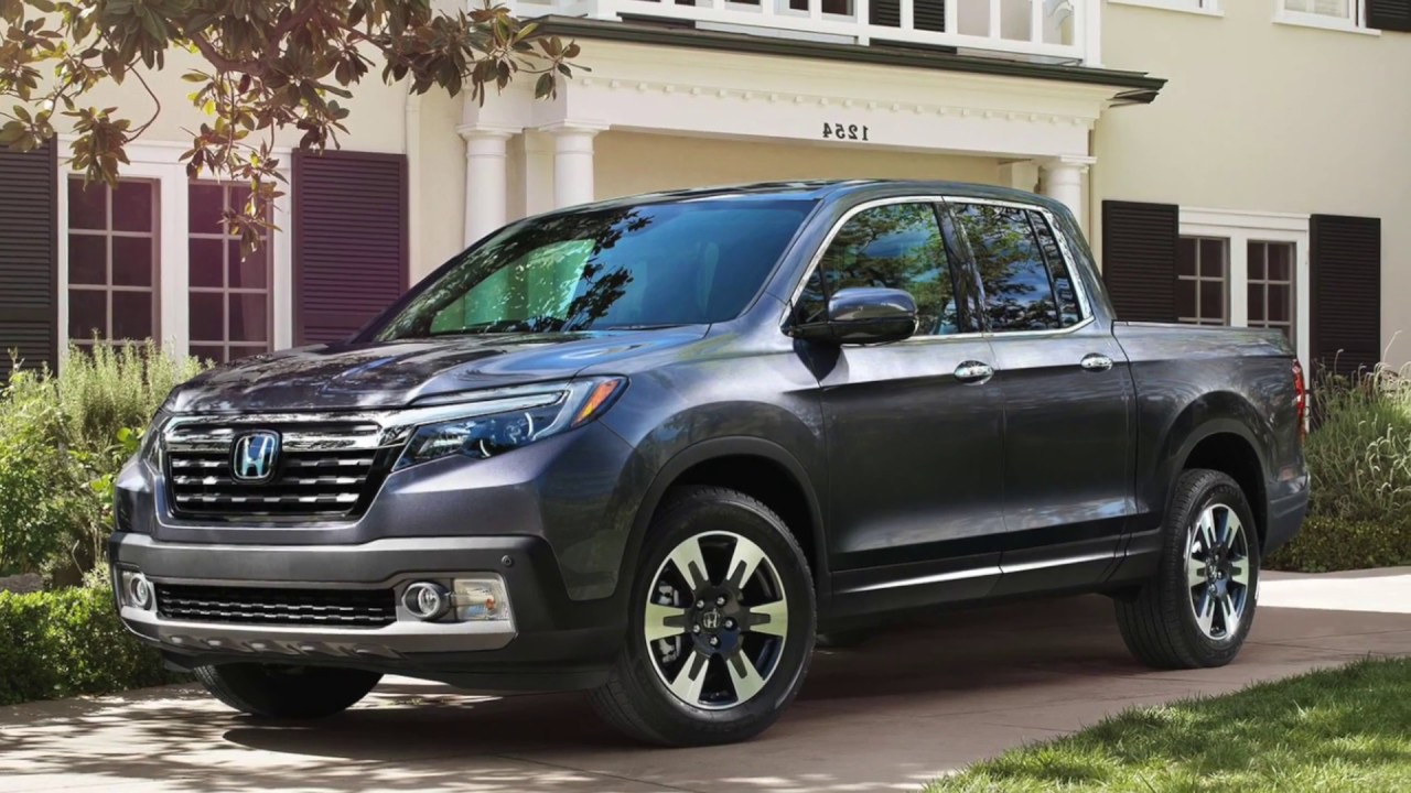 The 2019 Honda Ridgeline in Clear Lake vs The Chevy Colorado - YouTube