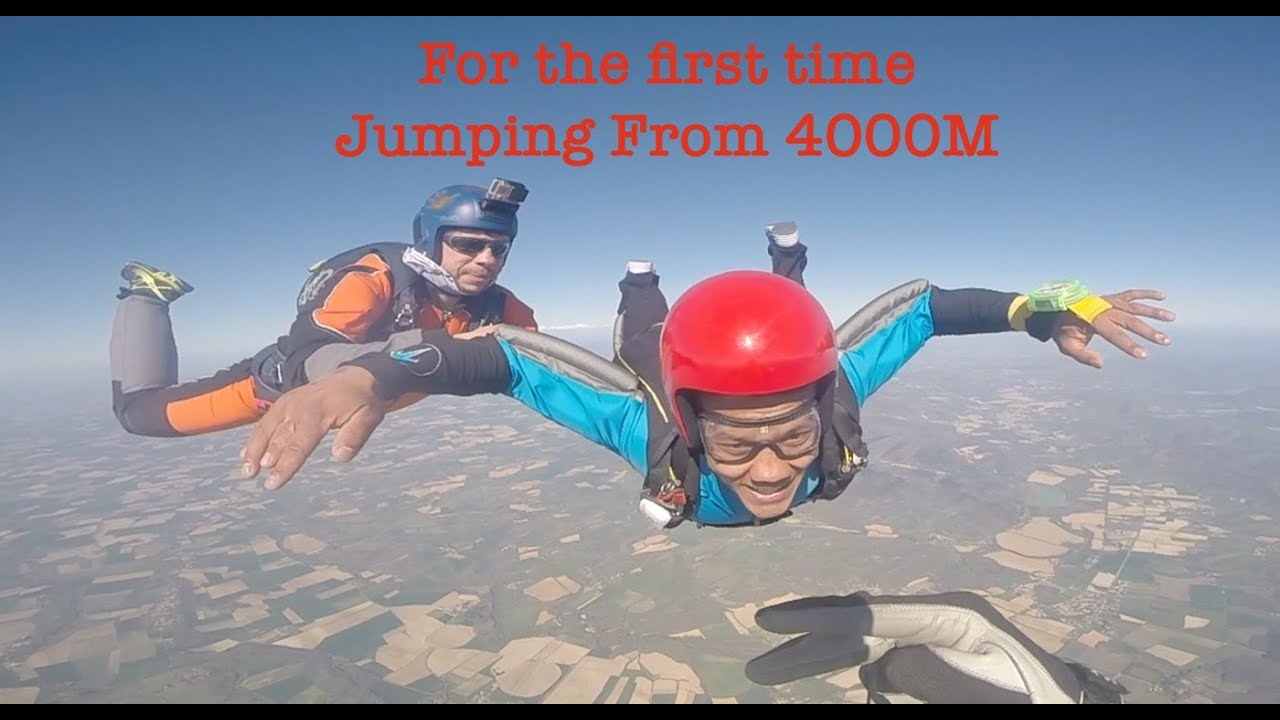 For the First Time Free Jumping from 4,000 Meters Extreme Skydiving ...