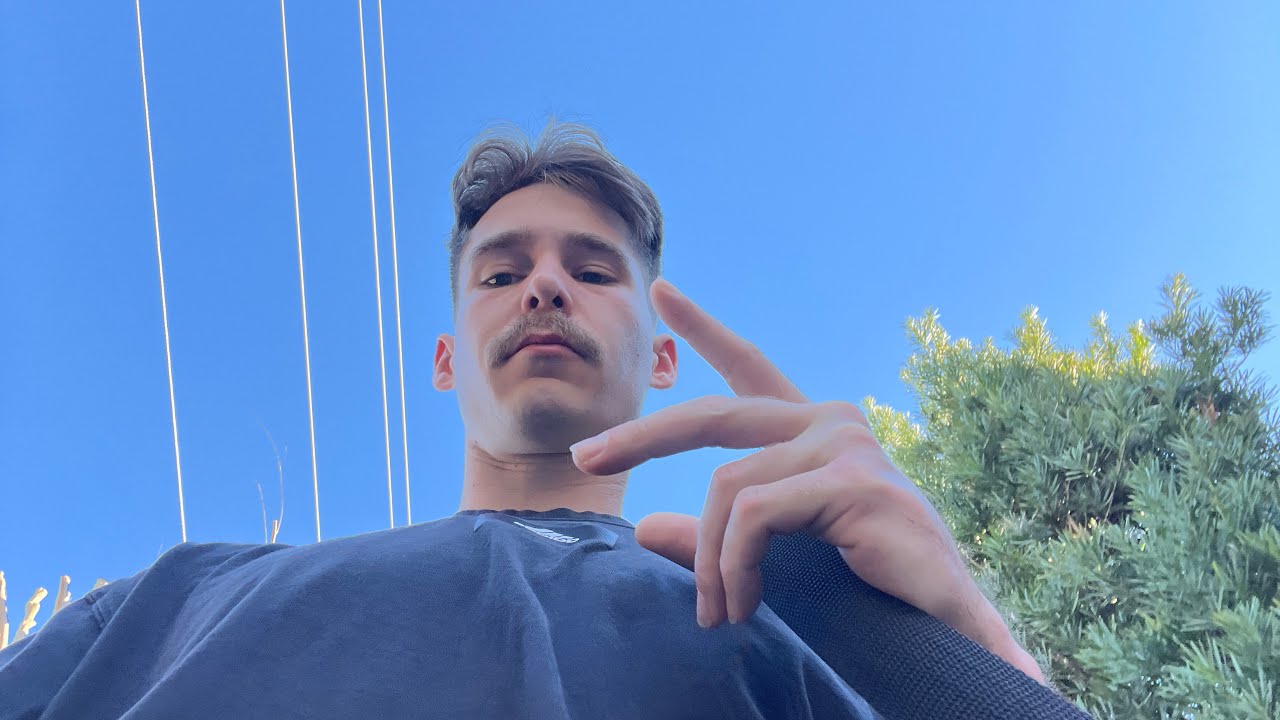 The Homeless Bodybuilder- Day 13 (Getting Tired of the Struggle) - YouTube