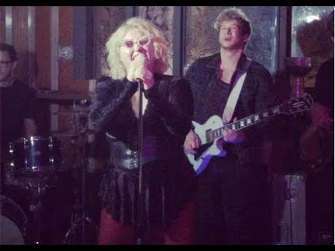 Savannah Pope - Superstar - Live at The Dresden - YouTube