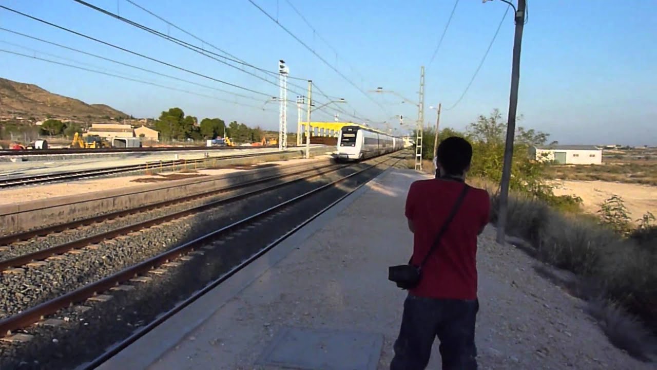 1080p RENFE class 449, media distancia. trenes Montforte del Cio - YouTube
