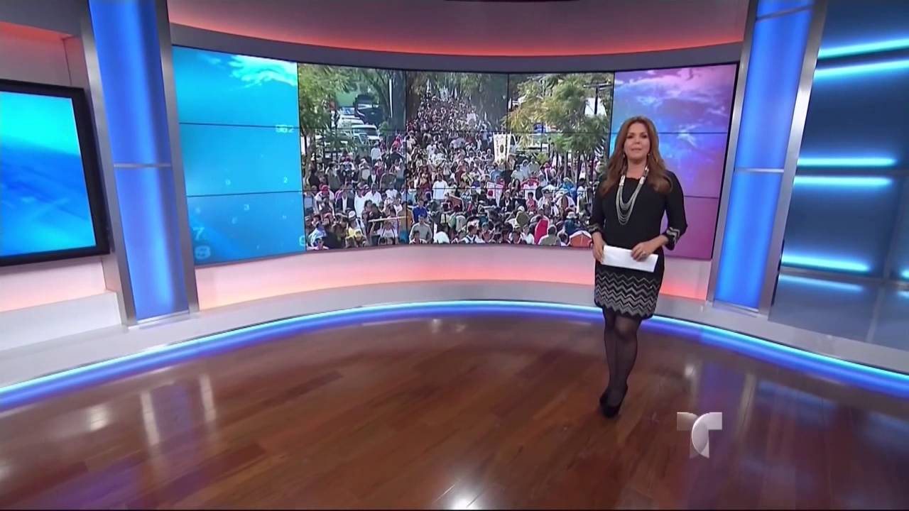 Noticiero Telemundo New Set Montage and Show Promos - 12/11/12 6:30p ...